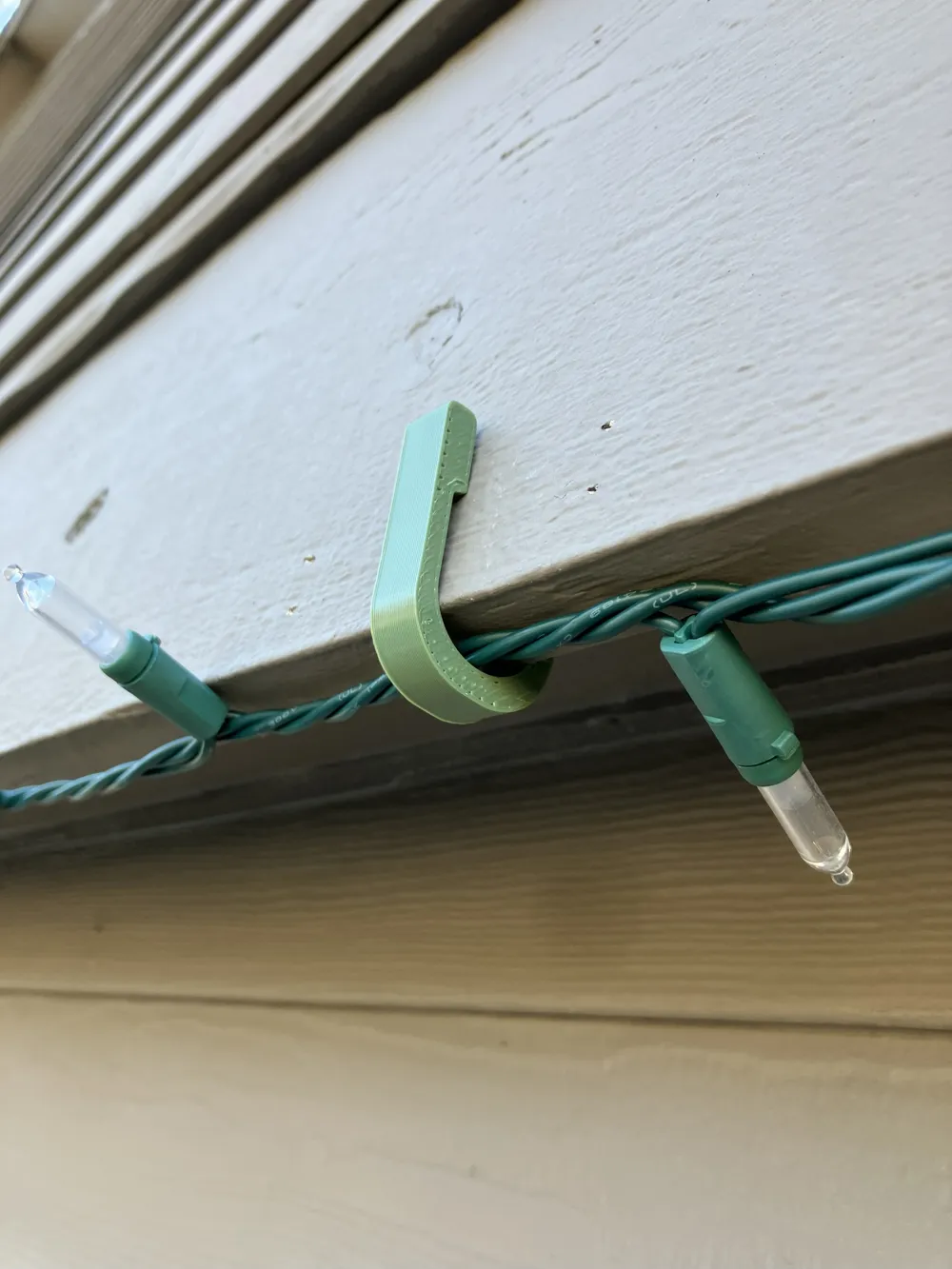 Subtle LED/Christmas Light Clamp (Scalable) - Free 3D Print Model ...