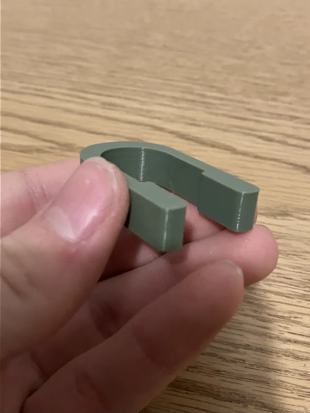 Subtle LED/Christmas Light Clamp (Scalable) - Free 3D Print Model ...
