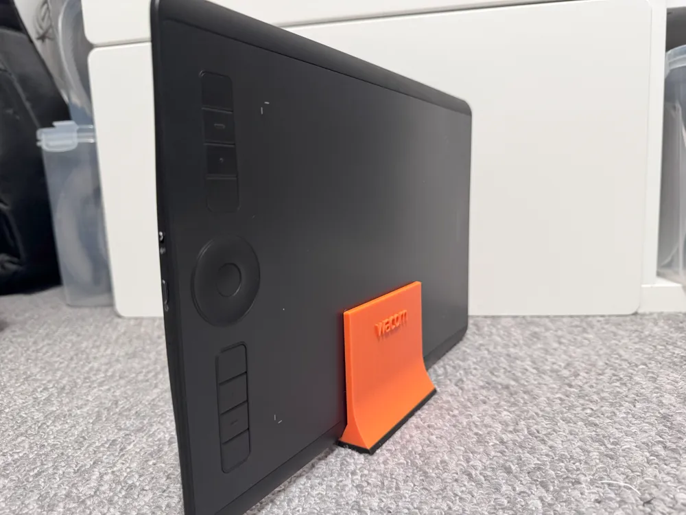 Wacom Intuos Pro M Stand by ChaoticOrb MakerWorld: Download Free 3D Models