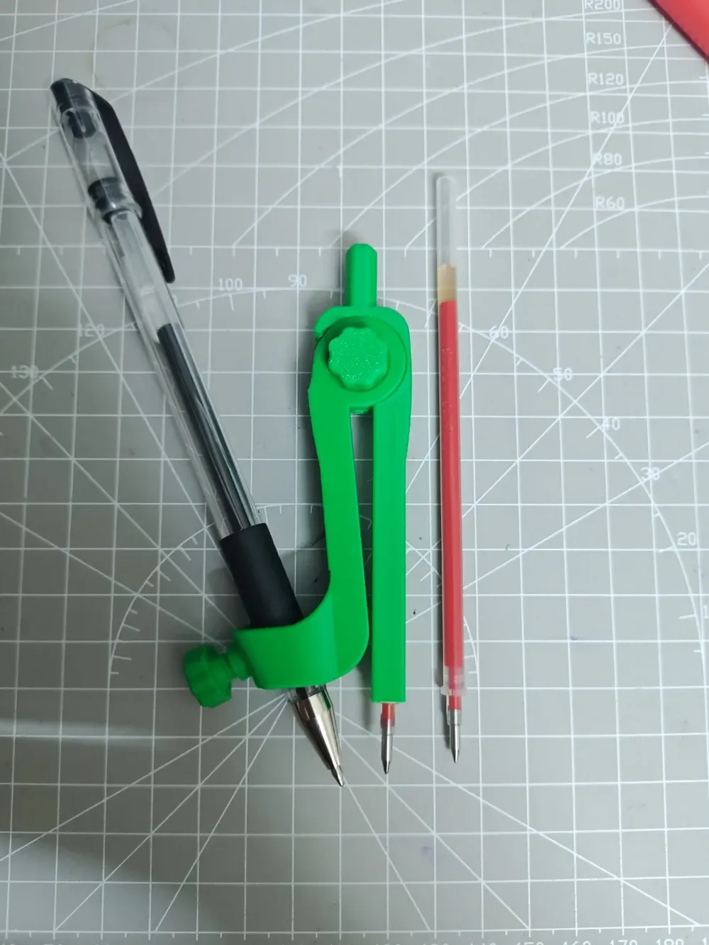 Regular, Dual-Pen, Inner-Pen-Core Compass by 芸芸众生 - MakerWorld