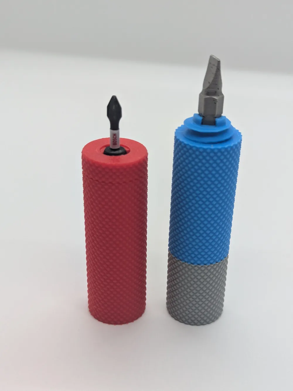 Stubby Handle Screwdriver with Bit Storage (1/4in) by regun - MakerWorld