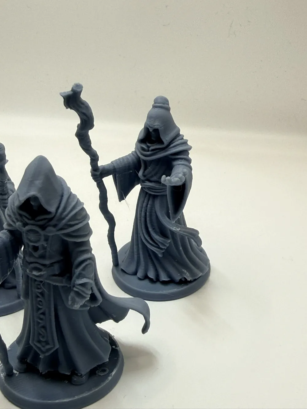 DND Hooded Wizards – 5 Miniatures 1/32 - Free 3D Print Model - MakerWorld