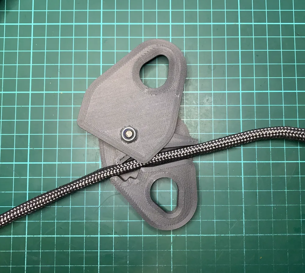 Rocker Rope Grabber by Wiseone - MakerWorld