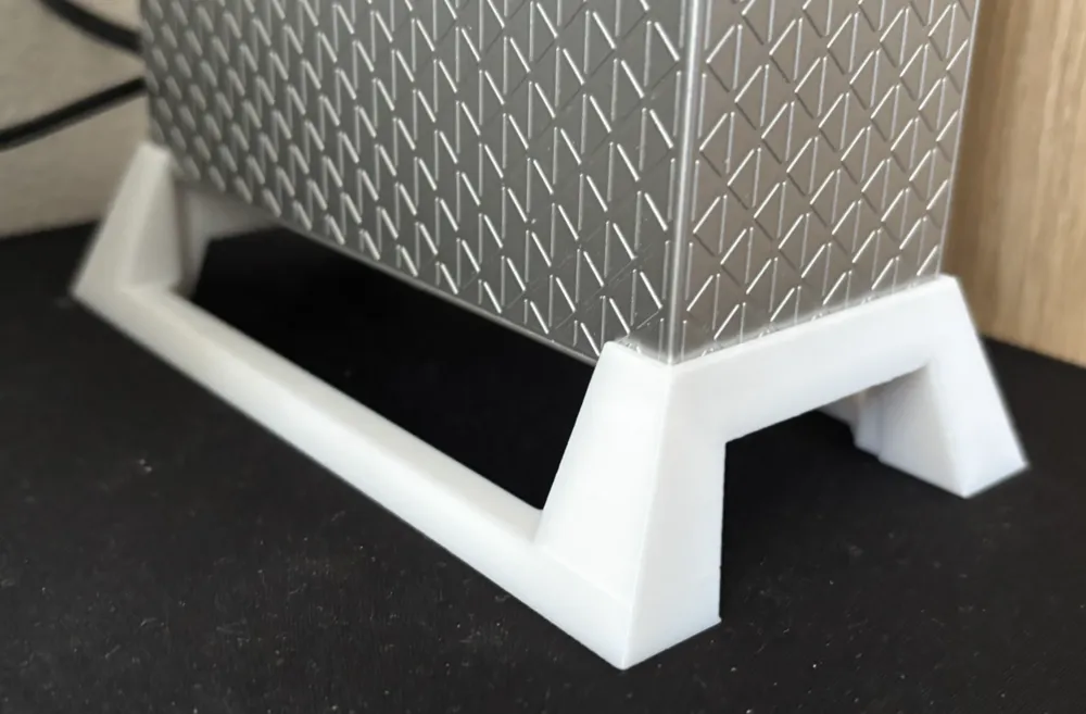 WD Cloud Home NAS passive cooling stand V2 wider by René Krail - MakerWorld