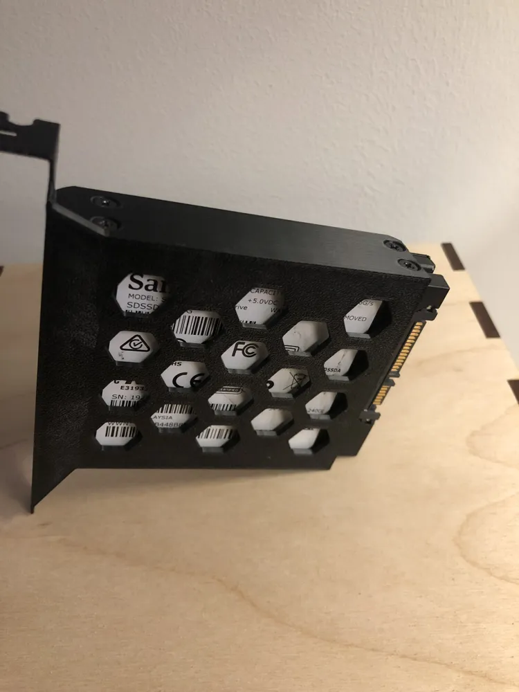 PCI Slot 2.5" 2xHDD/SSD Mount by Simon3D MakerWorld: Download Free 3D ...