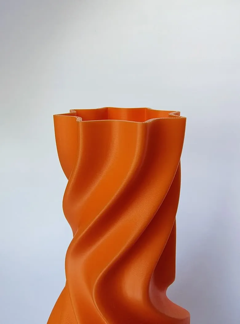 Wave pattern vase - Free 3D Print Model - MakerWorld