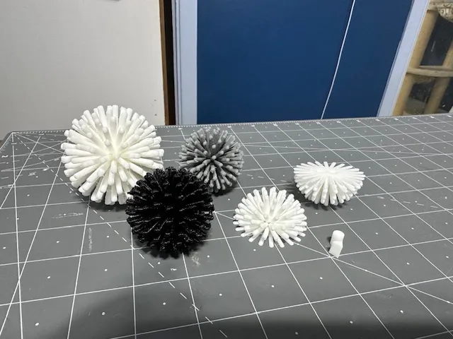 Cat Toy - Spikey ball [TPU] by SigOS MakerWorld: Download Free 3D Models