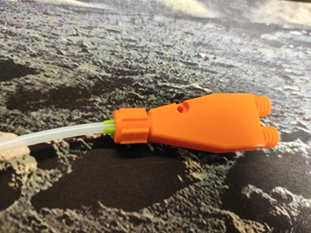 Séparateur de filament X1C, entièrement imprimable par _zap_ MakerWorld ...