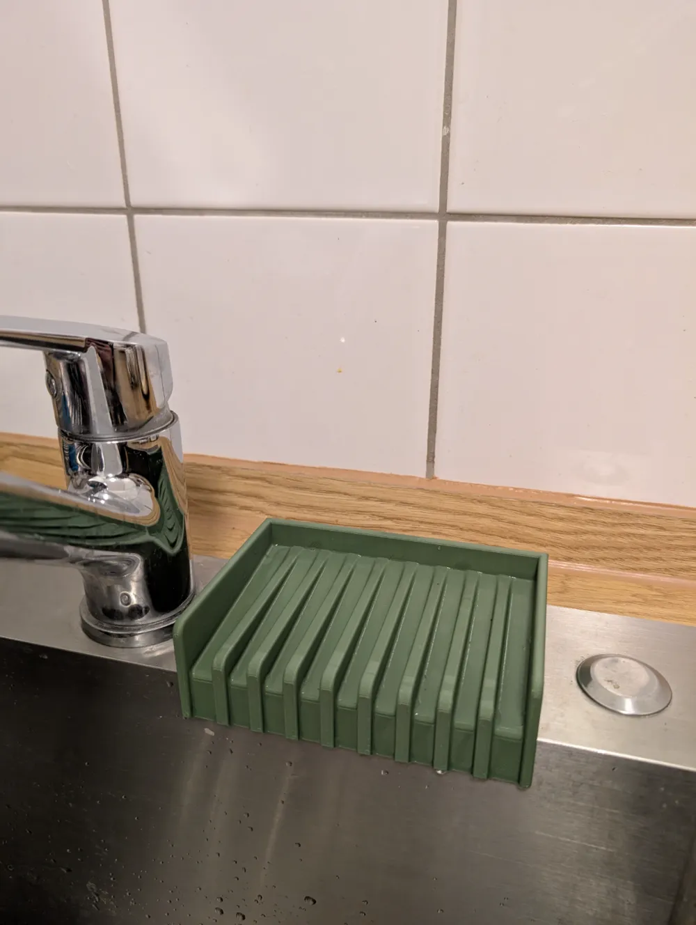 Sponge/soap holder - kitchen/bathroom - Free 3D Print Model - MakerWorld