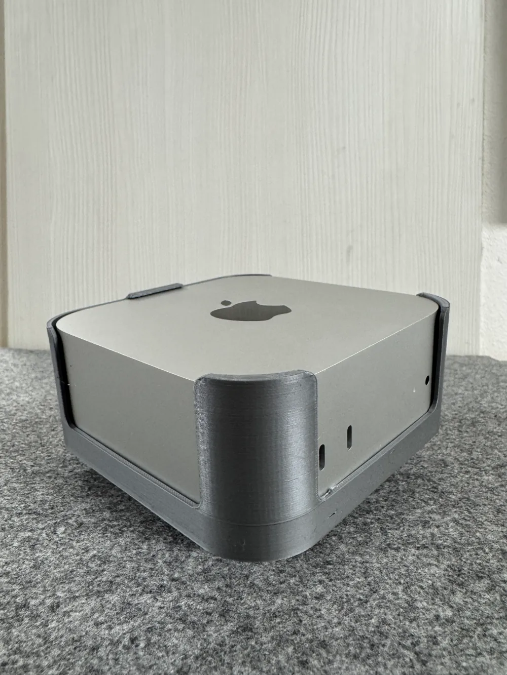Mac Mini 2024 WALL STAND - Free 3D Print Model - MakerWorld