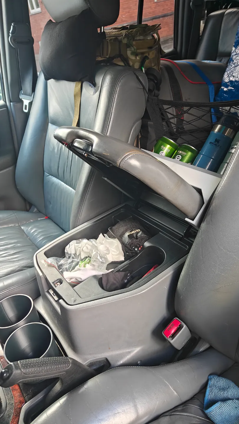 1999 Land Cruiser 100 Center Console mod by MDT_DK - MakerWorld