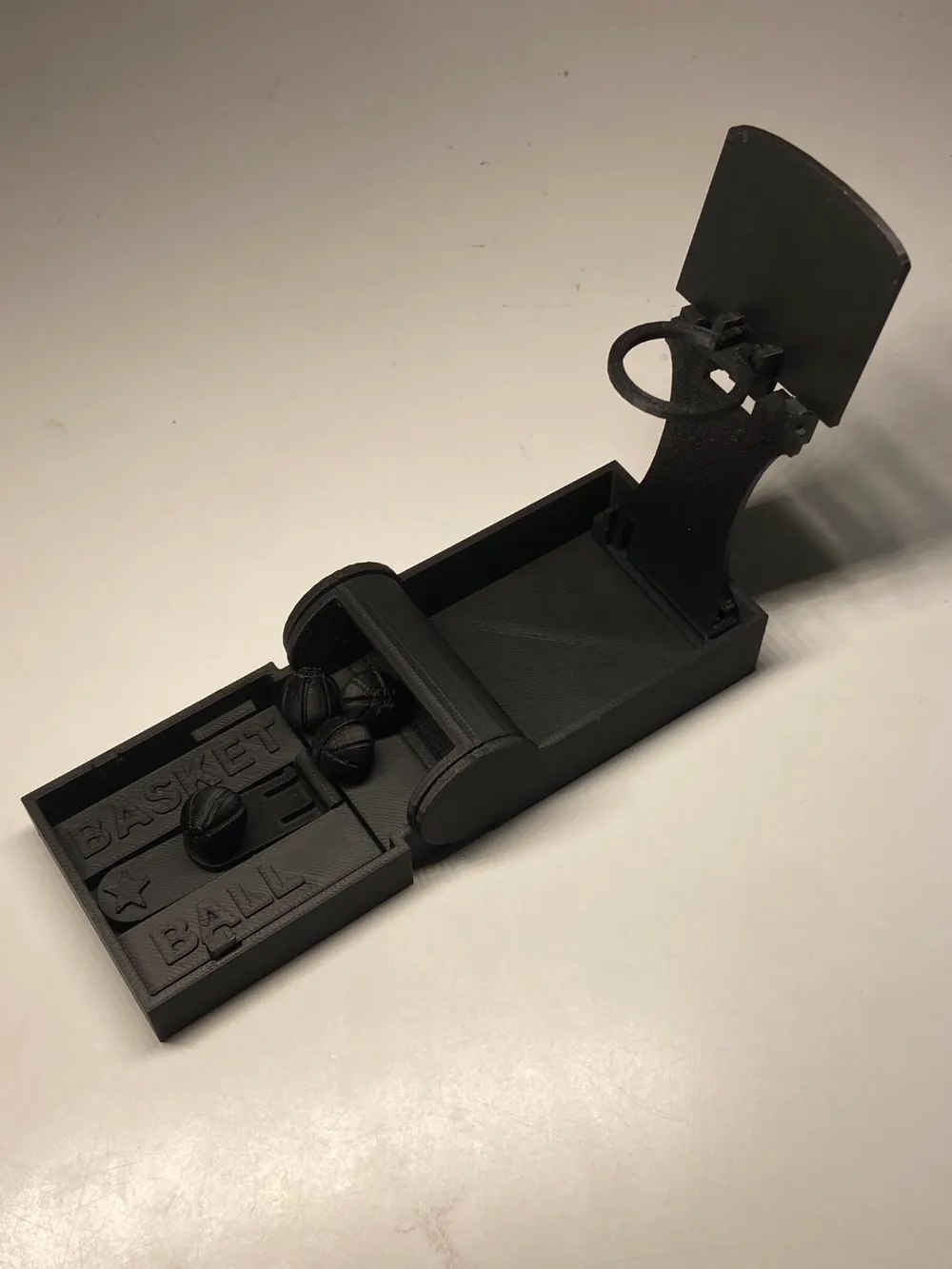 Foldable basketball game by PatreksGT - MakerWorld