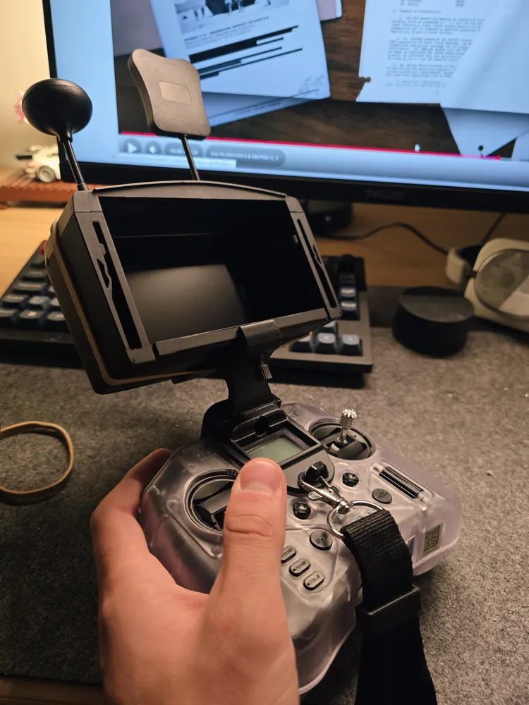 EV800D mount for Radiomaster pocket. Remixed by Springo2008 MakerWorld ...
