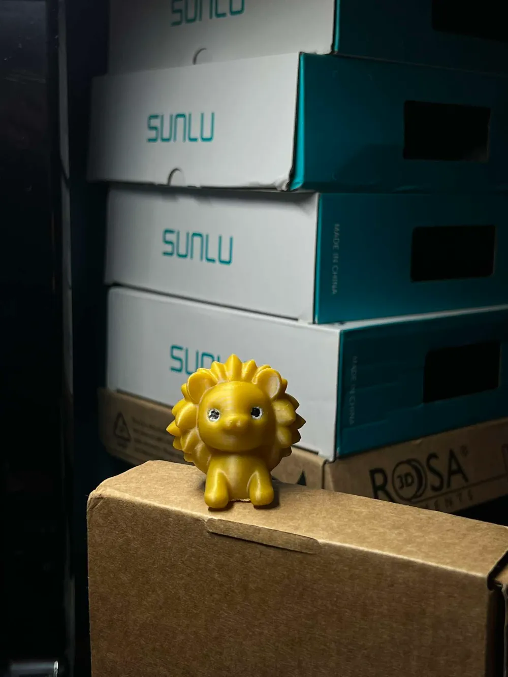 Golden Hedgehog - Majestic and Cute by Franoczynski - MakerWorld