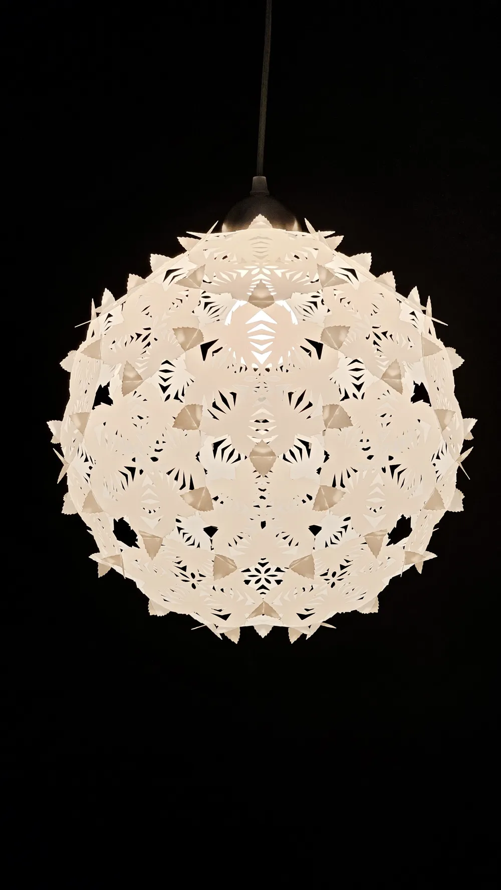 Snow Spike - 3D printed puzzle snowflake lamp xmas - Free 3D Print ...