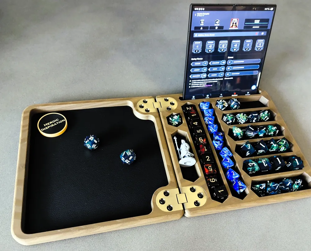 DnD Travelling Dice Tray (Wood Effect) - Free 3D Print Model - MakerWorld