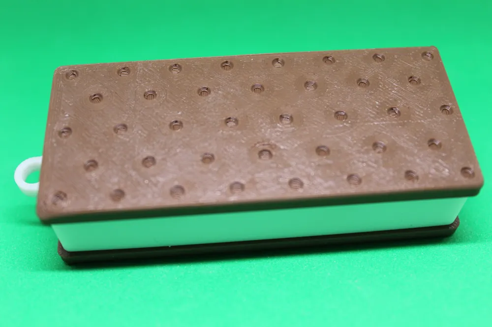 Ice Cream Sandwich Keychain - Free 3D Print Model - MakerWorld