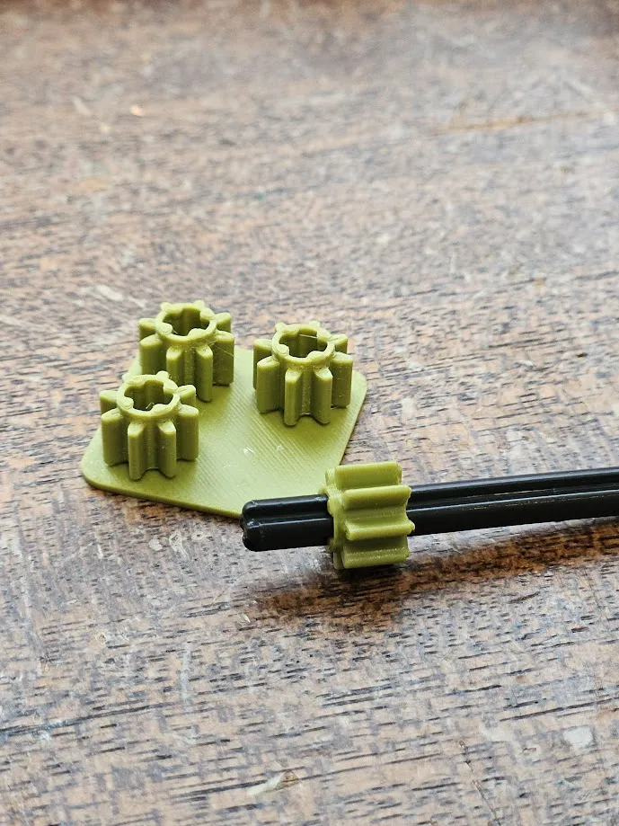 small LEGÓ Technic compatible gear by Seven Trees in printing ...