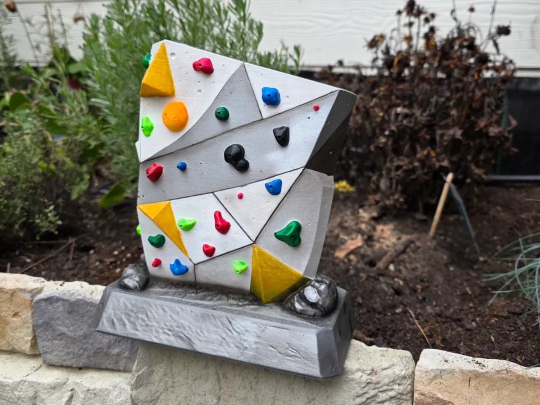 Boulder rock trophy - Free 3D Print Model - MakerWorld