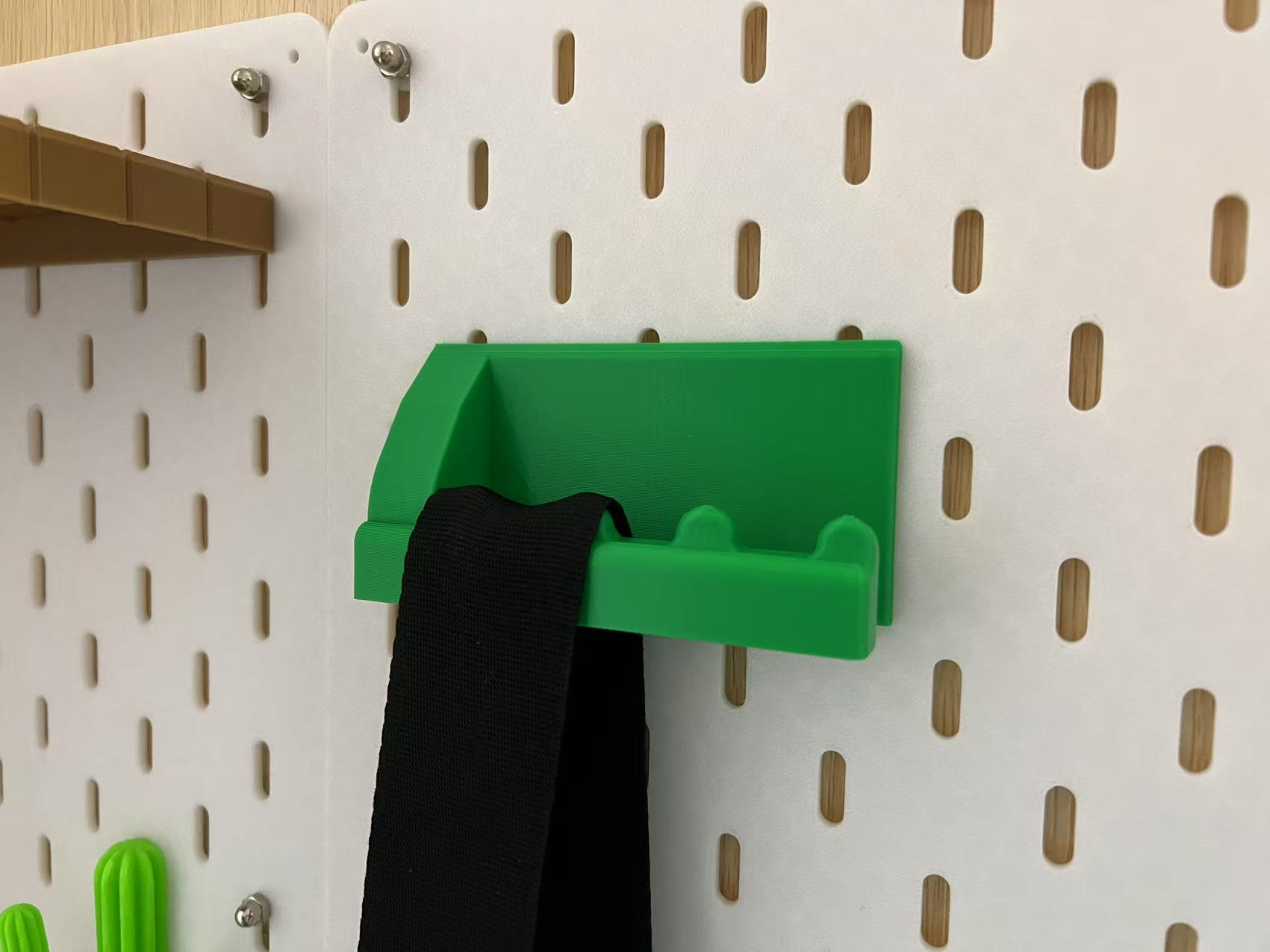 5mm Pegboard Horizontal Hook by Eika MakerWorld: Download Free 3D Models