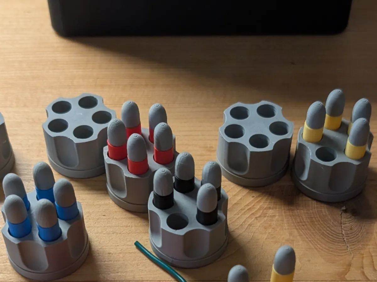 BANG! Revolver Bullet life points + Drum Holder - Free 3D Print Model ...