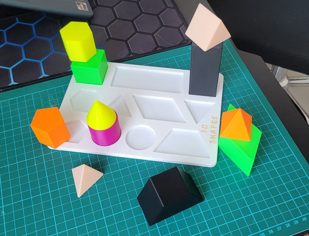 Shapes – 3D Geometry Manipulative by Wadye MakerWorld: Download Free 3D ...