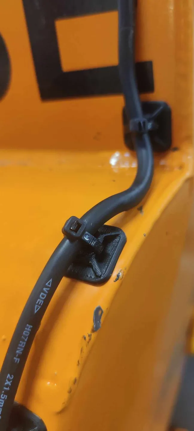 Cable-tie base - Extra strong - No supports needed by Tag3mand ...