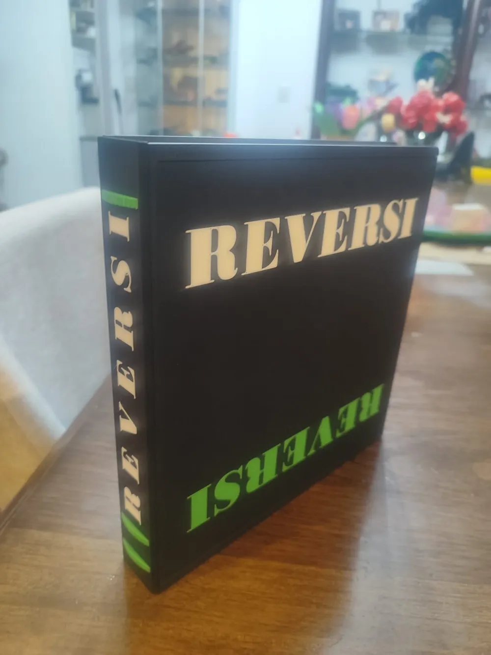 Reversi (bookcase edition) - Free 3D Print Model - MakerWorld