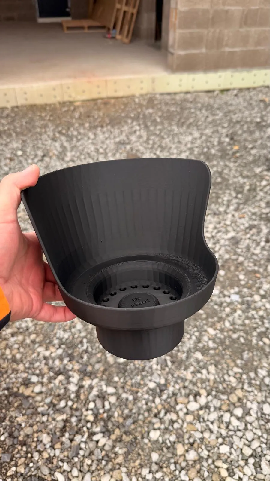 Construction site urinal with siphon Ø110 mm drain pipe - Free 3D Print ...