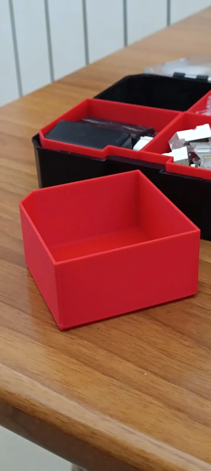 Parkside Abrasive Disc Container Divider - Free 3D Print Model - MakerWorld