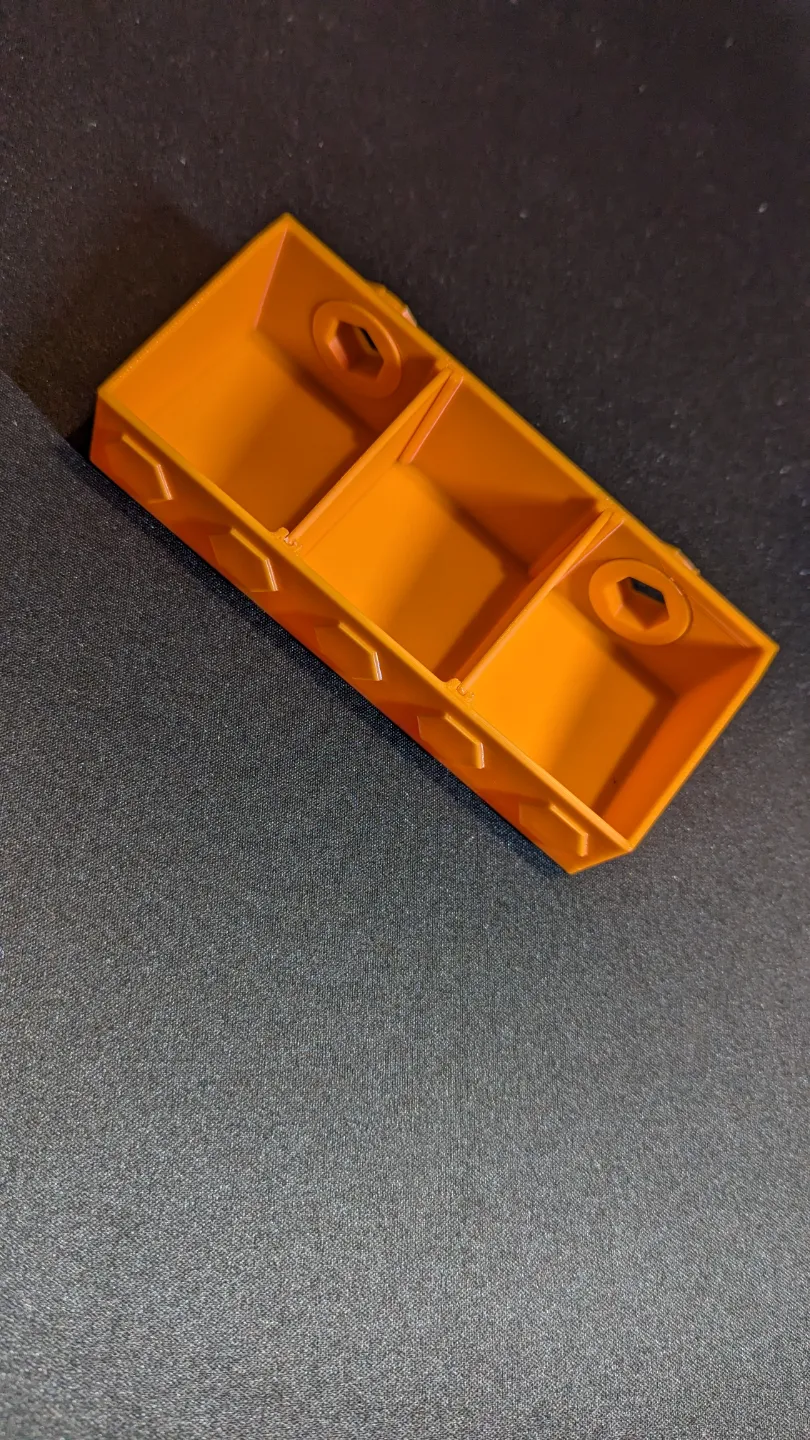 HSW Bin With Removable Dividers - EZ-Lock Insert by Wile E. 3D - MakerWorld