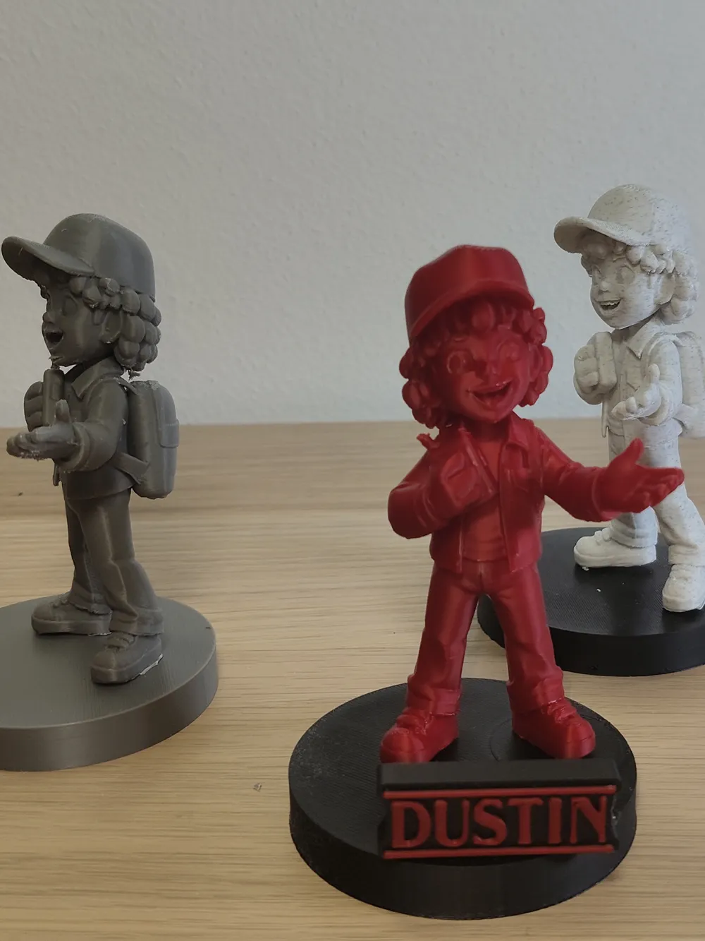 Dustin Henderson – Stranger Things – Statue - Free 3D Print Model ...