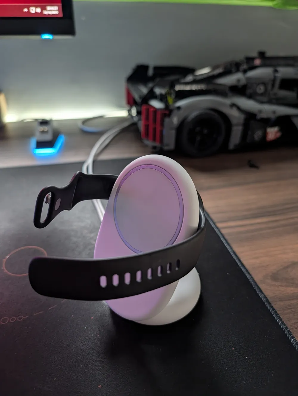 Pixelsnap Stand Watch Holder by arrisn MakerWorld: Download Free 3D Models