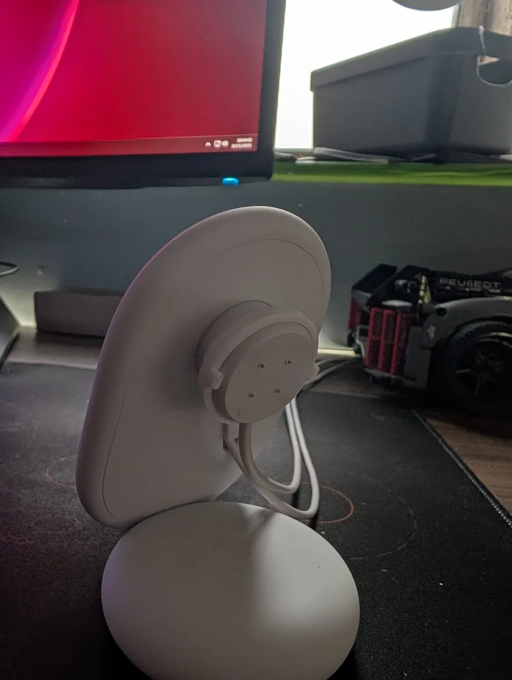 Pixelsnap Stand Watch Holder by arrisn MakerWorld: Download Free 3D Models