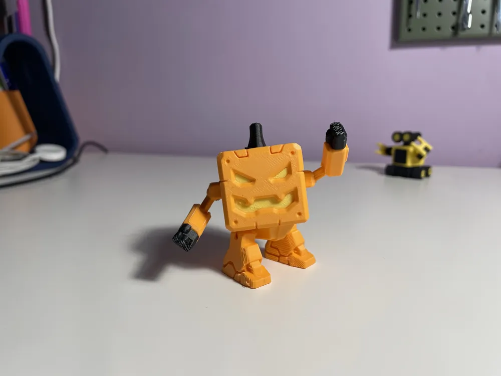 Articulated mecha - assemble toy - PUMK halloween by Sivar Studios MakerWorld: Download Free 3D ...