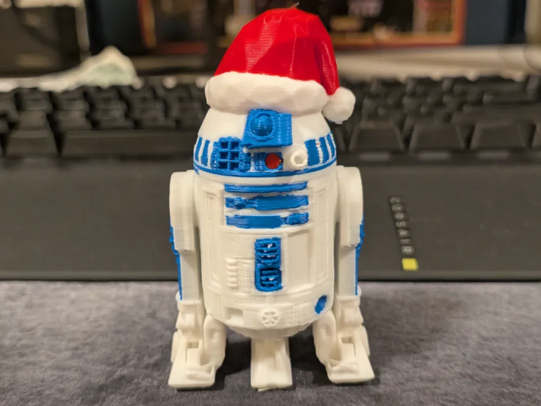 Christmas R2d2 by Psychonaut MakerWorld: Download Free 3D Models