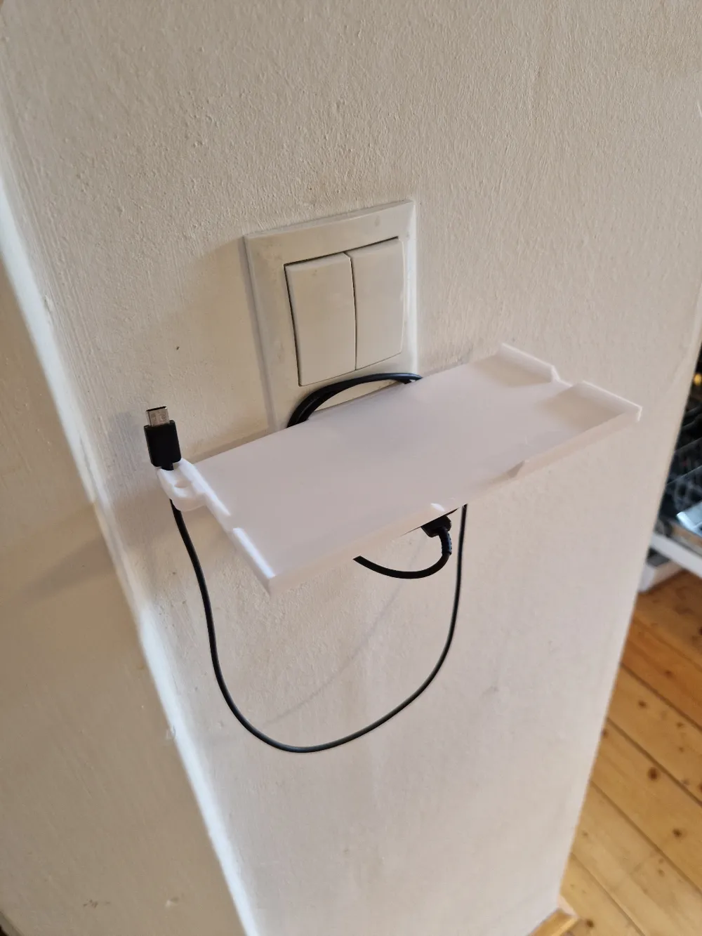EU Plug Outlet charging shelf Remixed by UschandeLucca - MakerWorld