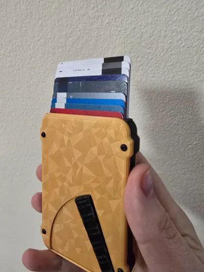 Ultimate Minimalist Wallet with Buildplate Texture by The Bushwacker ...