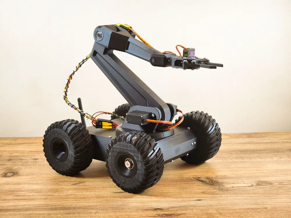 RC Rover with Robot Arm 6 DOF by Emre Kalem MakerWorld: Download Free ...