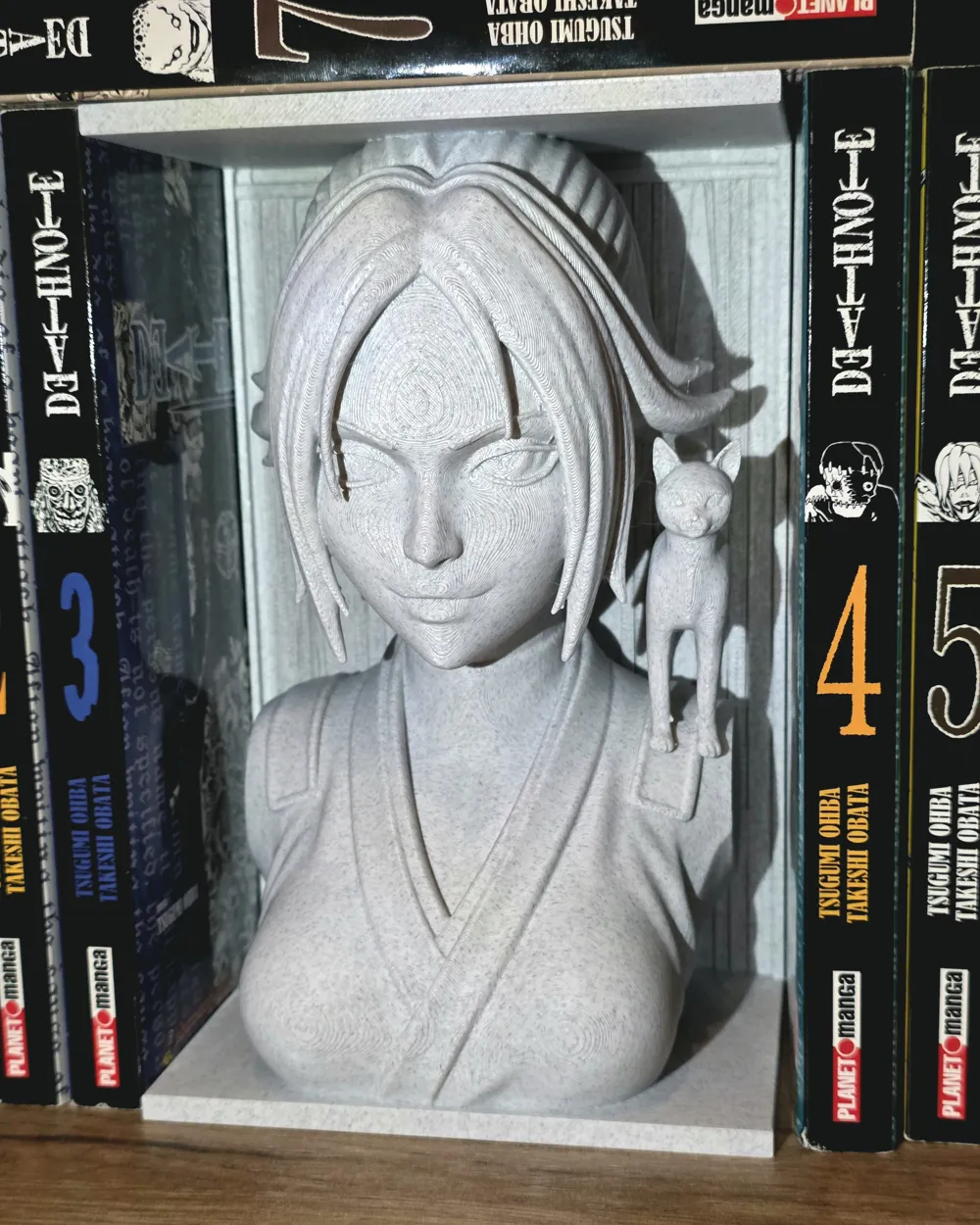 Yoruichi Shihōin - 死神 - 书立摆件 - 免费 3D 打印模型 - MakerWorld