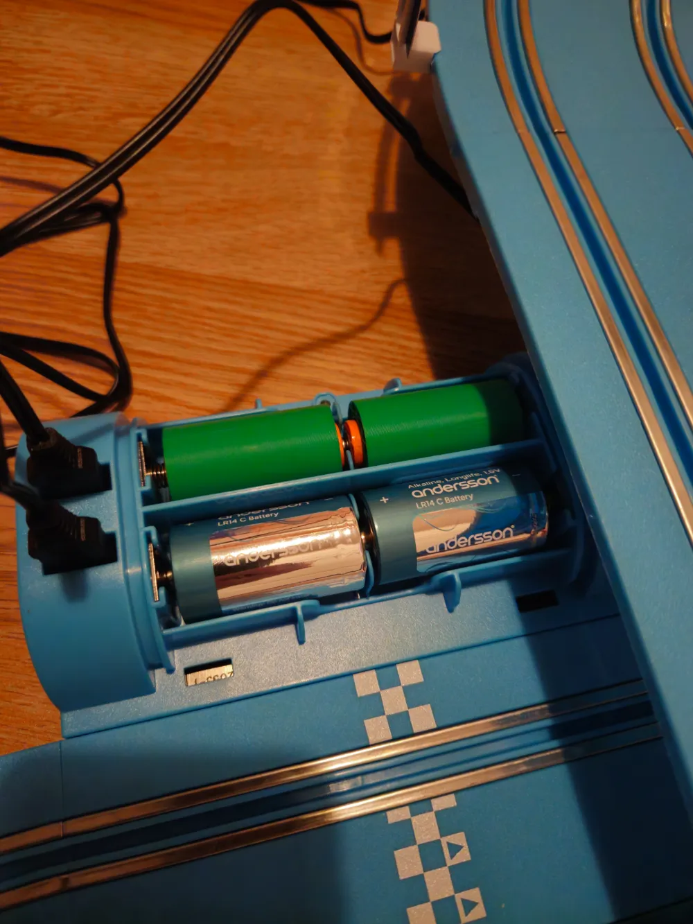 AA to Lr14 C Battery Adapter by CaziuzDesign - MakerWorld