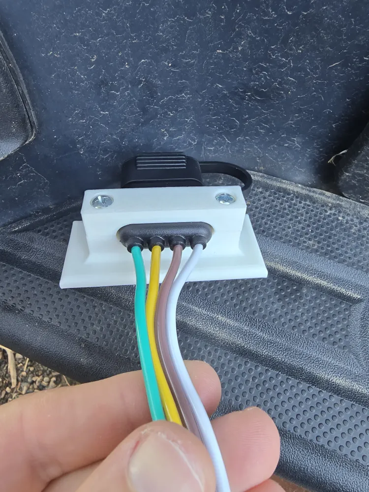 Universal 4 pin trailer plug mount - Free 3D Print Model - MakerWorld