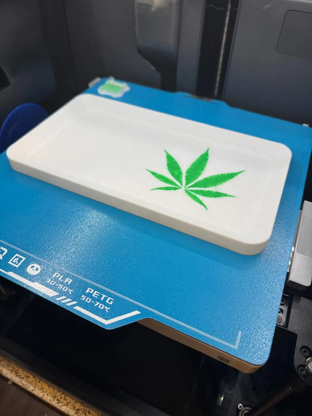 Mixing Tray / Tray Cannabis Weed with Logo by Steff_Pu MakerWorld ...