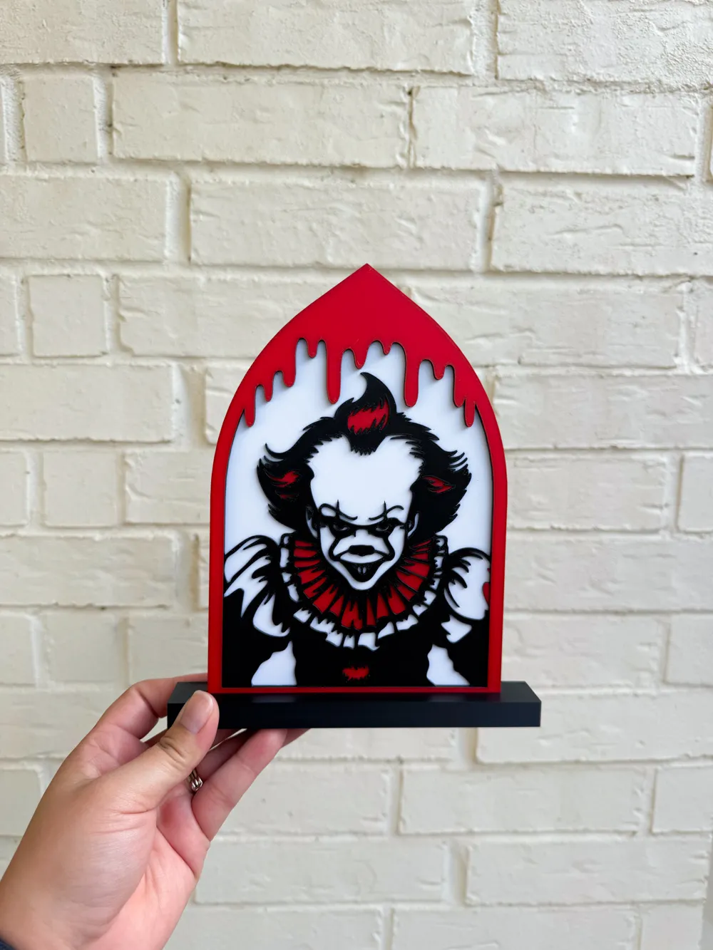 Pennywise Stand Up Sign by LayeredLogic MakerWorld: Download Free 3D Models