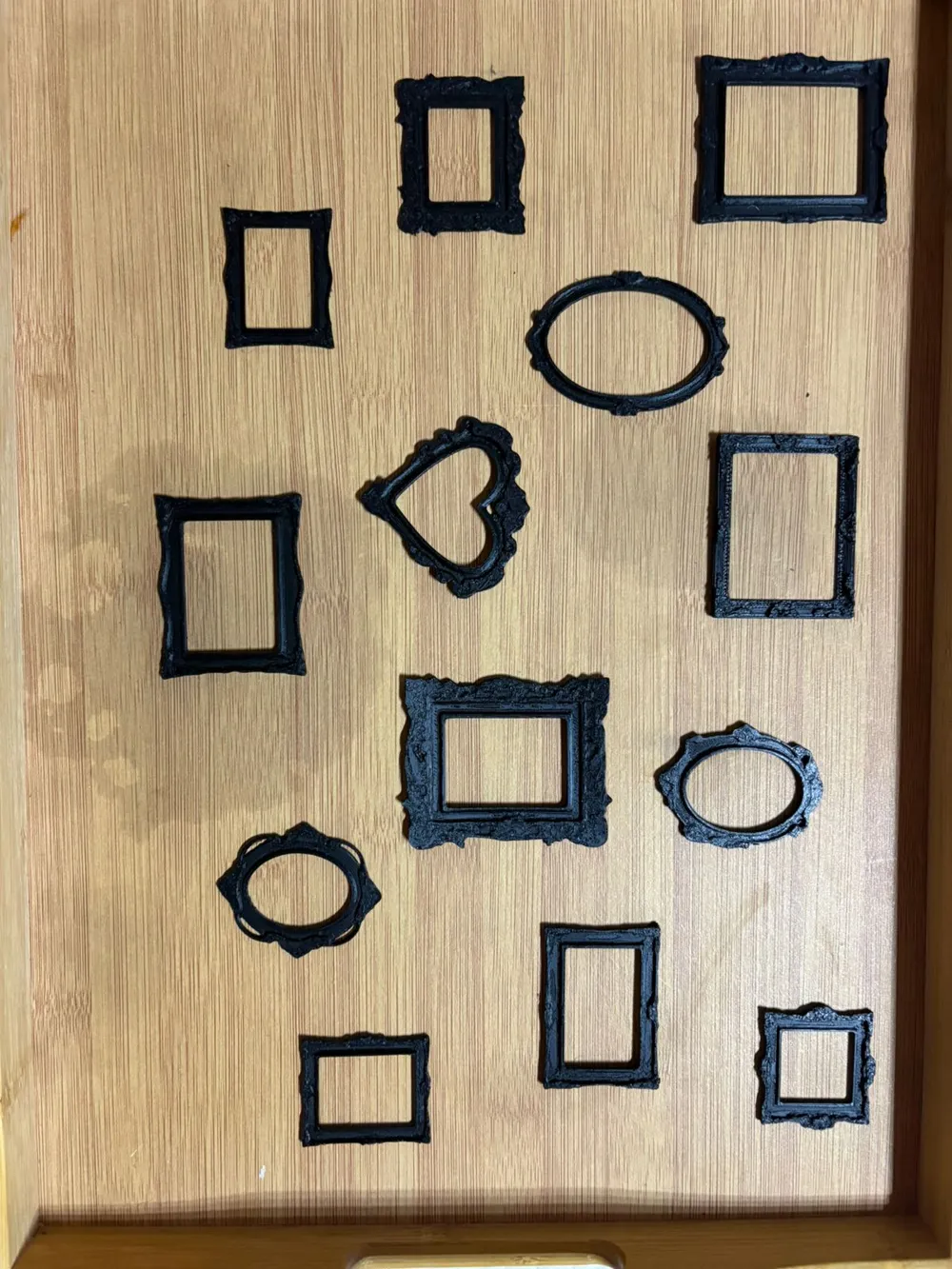 Picture Frame - Antique - Free 3D Print Model - MakerWorld