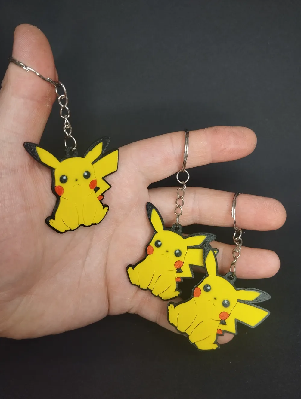 Pikachu Keychain by Bumbeklis - MakerWorld