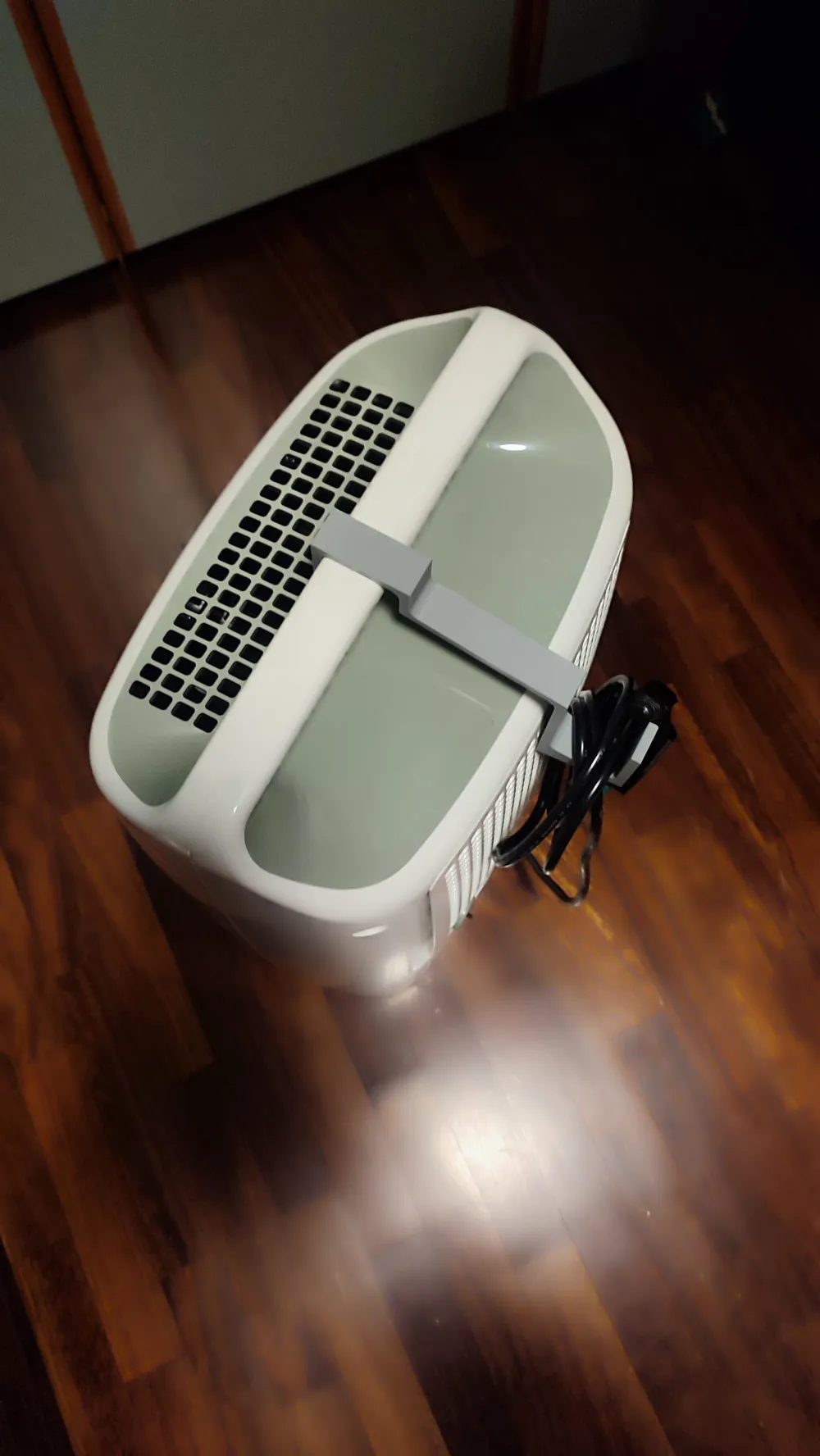 De Longhi Dehumidifier Power Cable Hook - Free 3D Print Model - MakerWorld