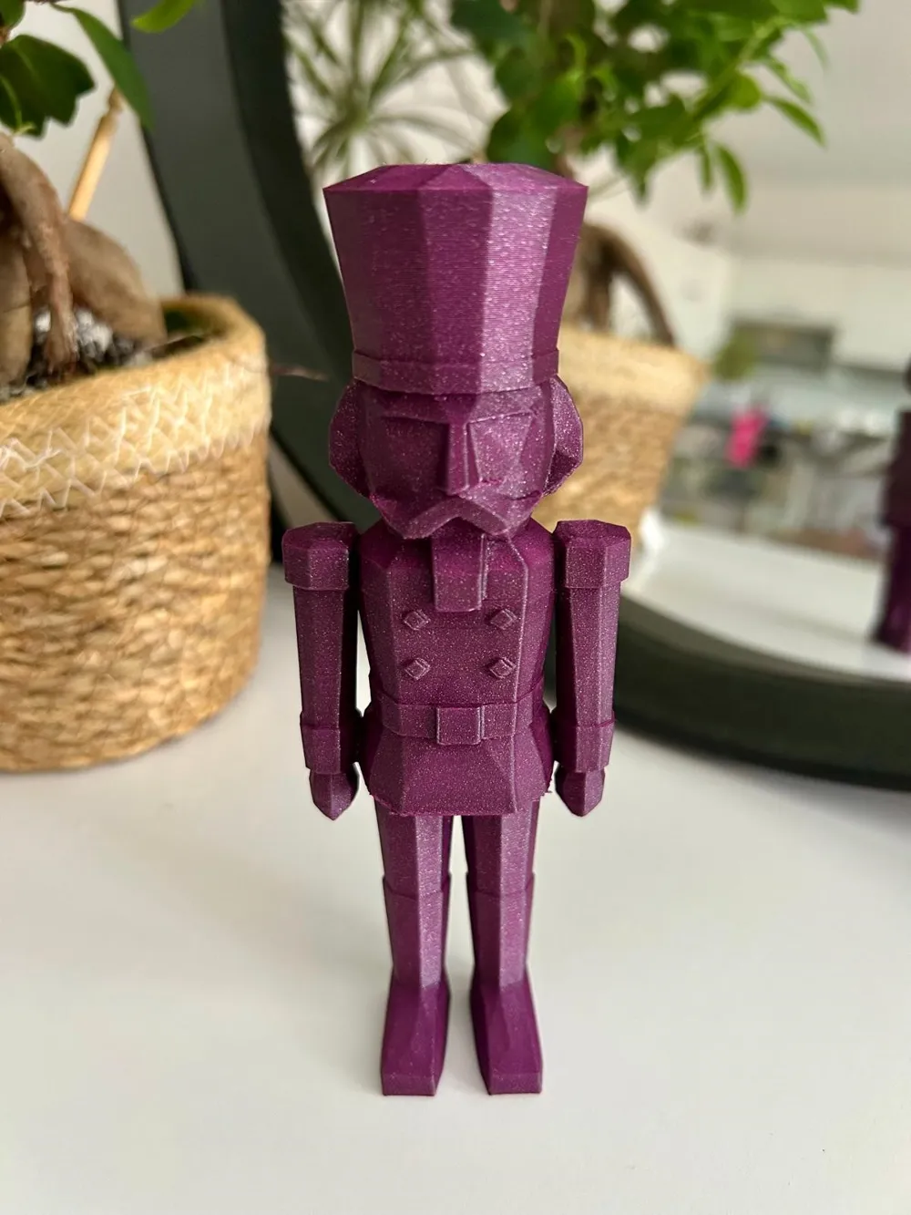 Nutcracker – Low-Poly Style - Free 3D Print Model - MakerWorld
