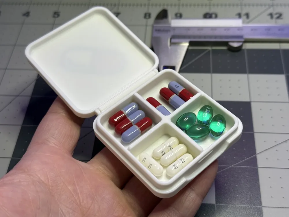PILL BOX (pocket sized) - Print in Place - Free 3D Print Model - MakerWorld
