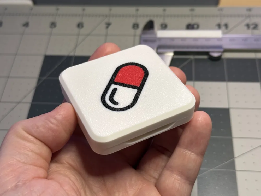 PILL BOX (pocket sized) - Print in Place - Free 3D Print Model - MakerWorld